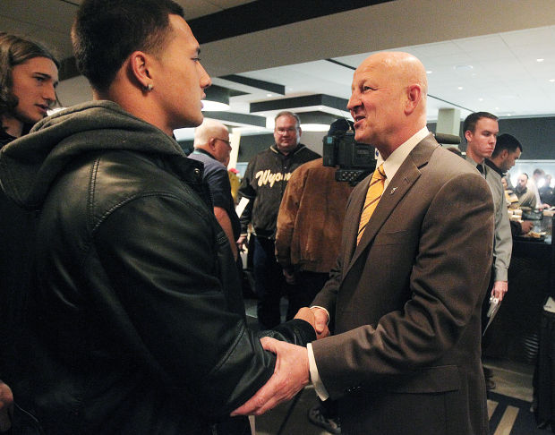 Wyoming's Bohl impressed with Cowboy running back stable