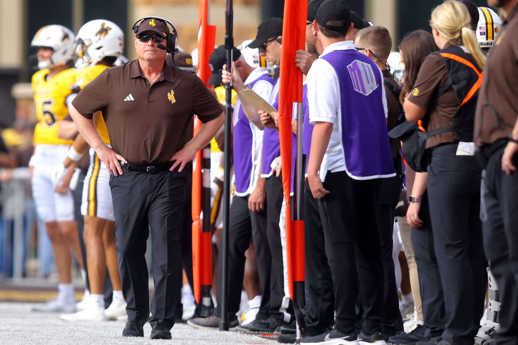 Dion: UW players believe in Sawvel, but will that be enough?