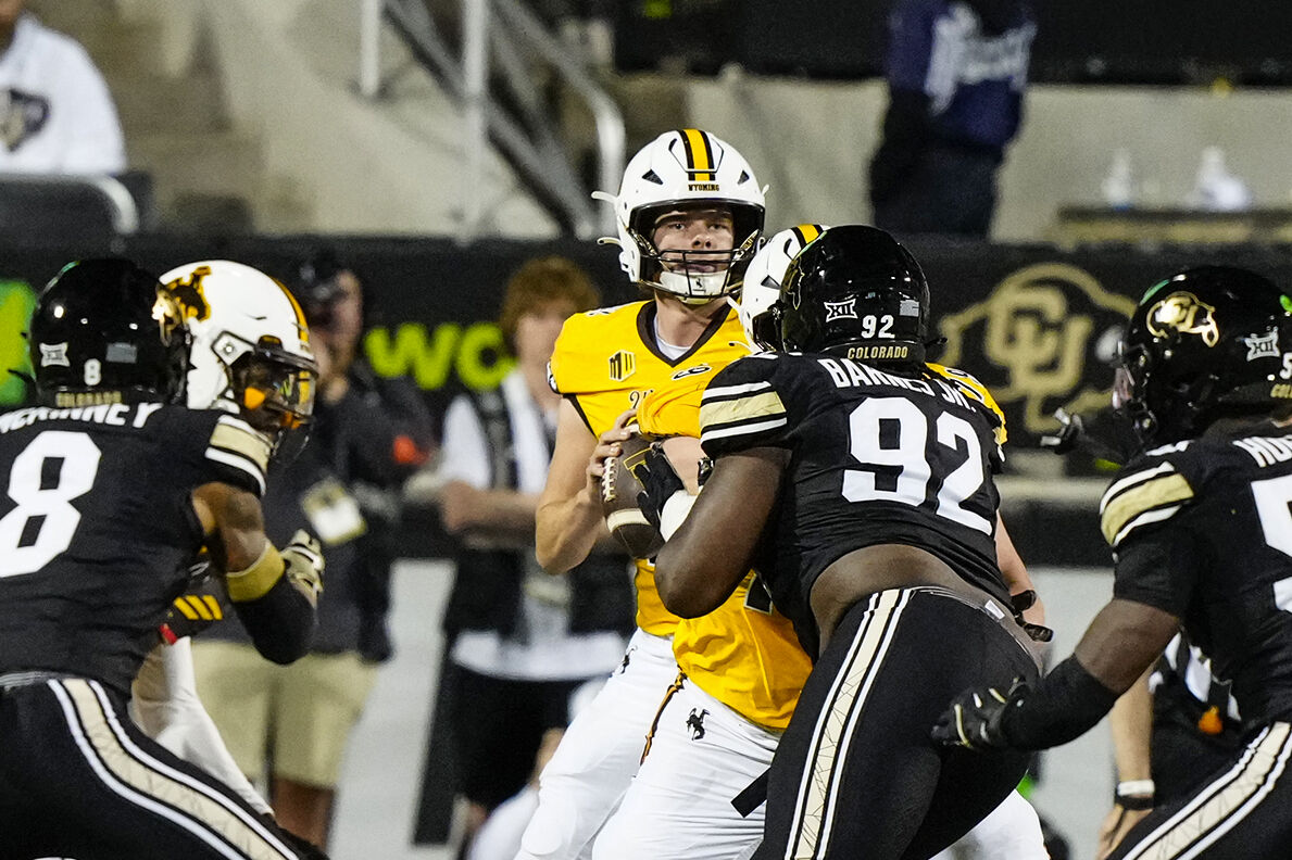 Wyoming Cowboys football falls at Colorado
