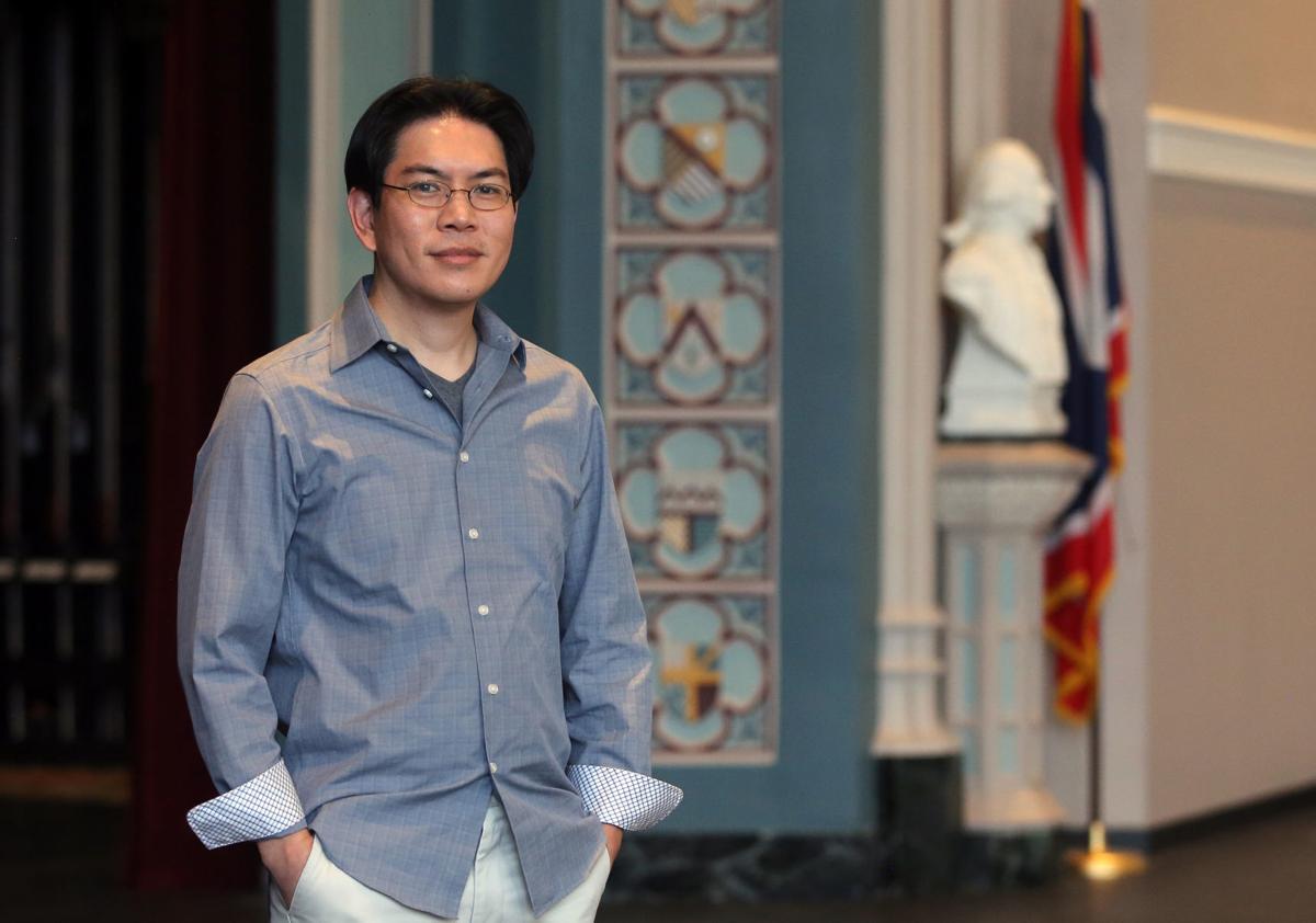 Conductor candidate Howard Hsu works with Wyoming Symphony Orchestra ...