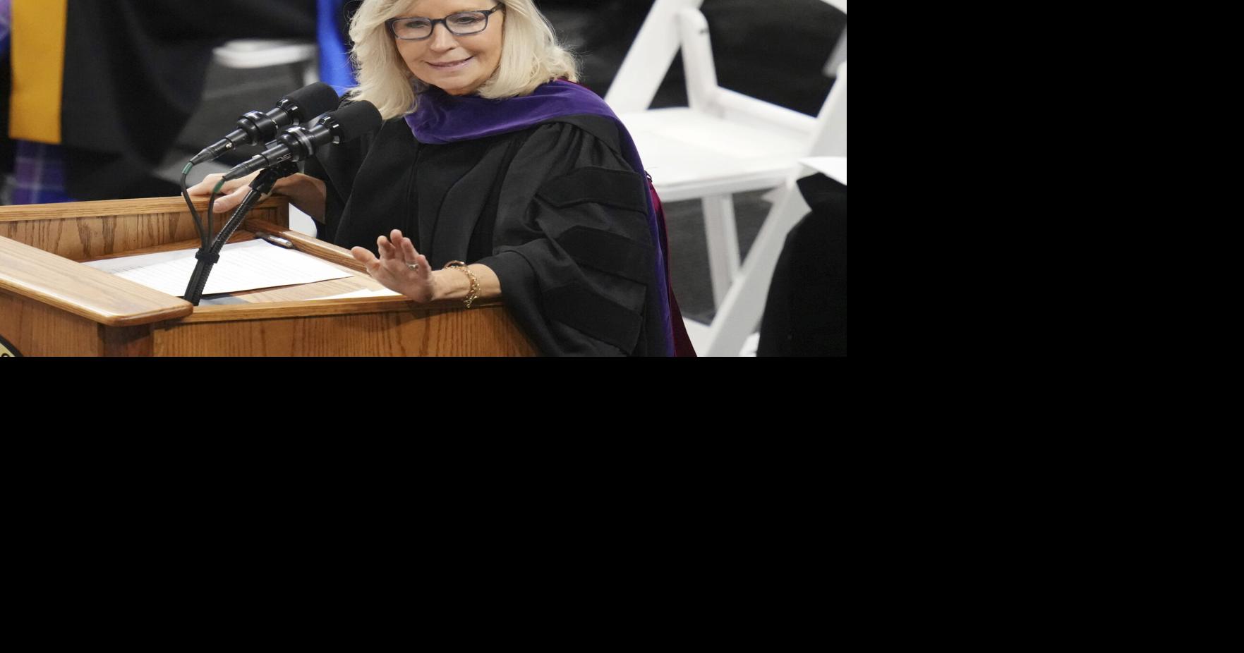 Liz Cheney urges graduates not to compromise with the truth in ...