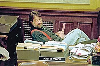 Friends recall Vinich as fiery populist