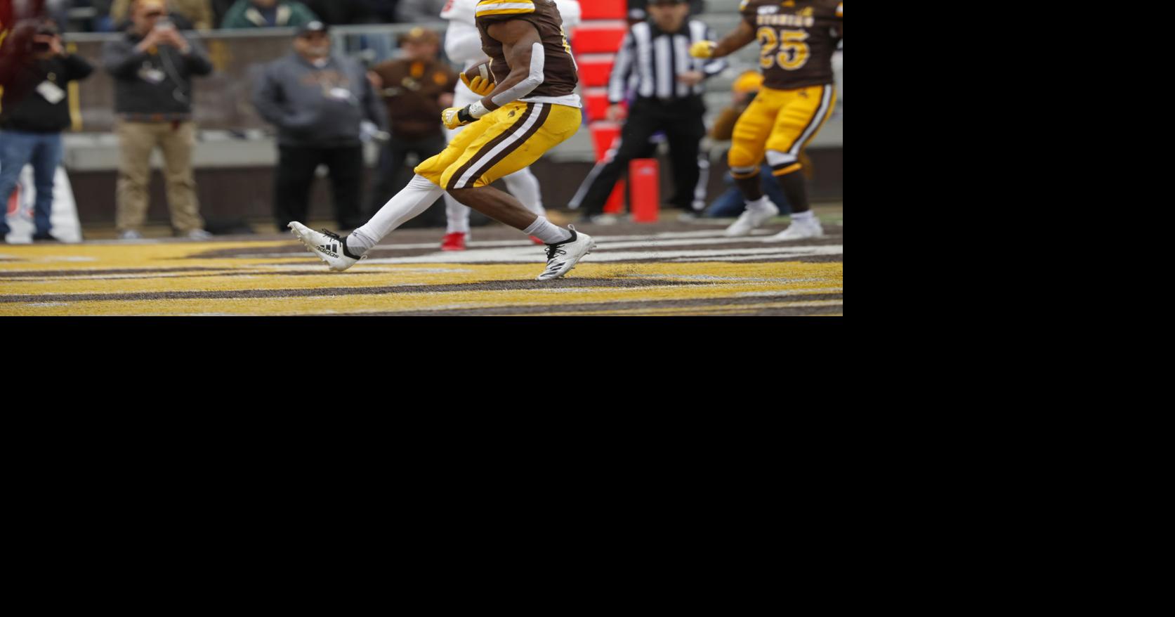 MW rushing champ Xazavian Valladay at the forefront of UW's backfield depth