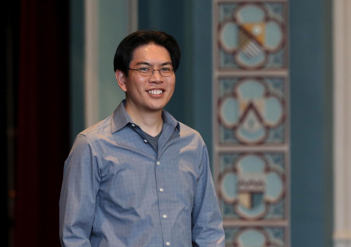 Conductor candidate Howard Hsu works with Wyoming Symphony Orchestra ...