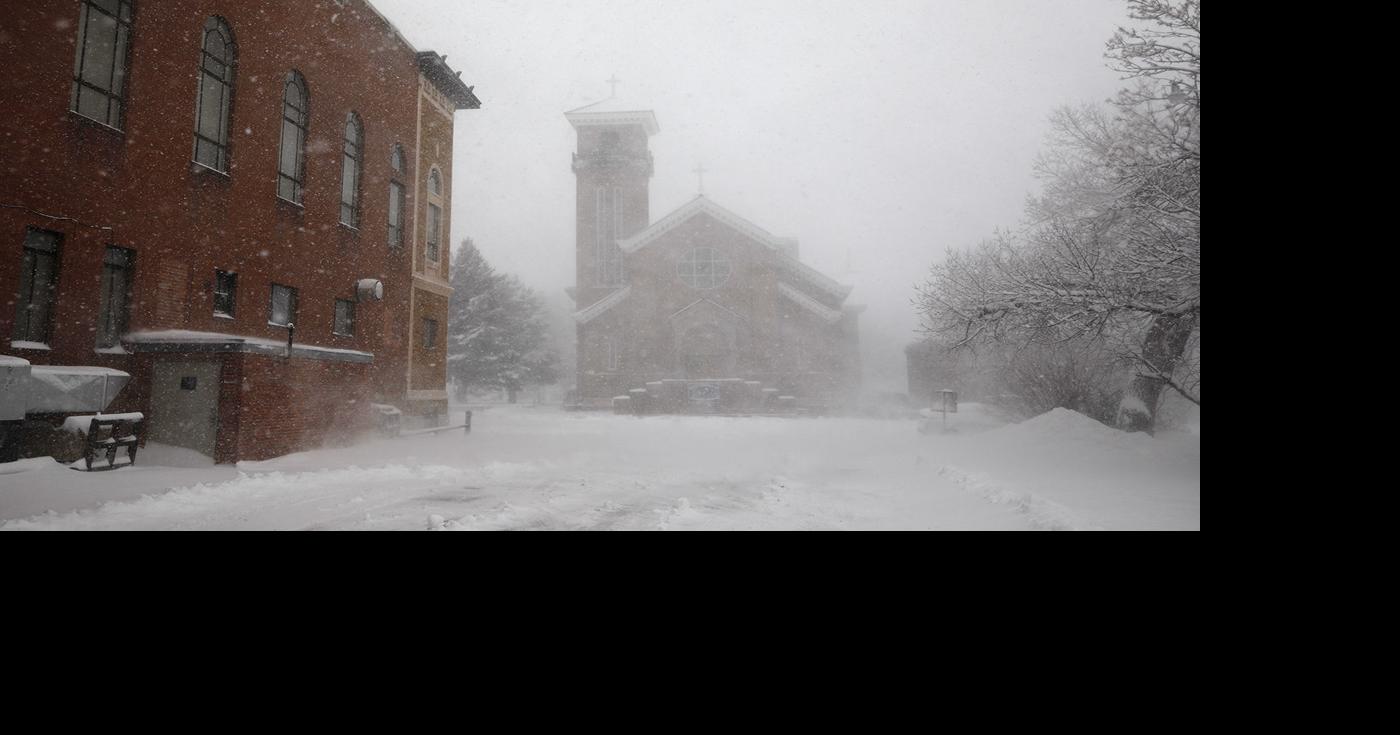 Deep low pressure system makes for wet, abnormally windy snowstorm
