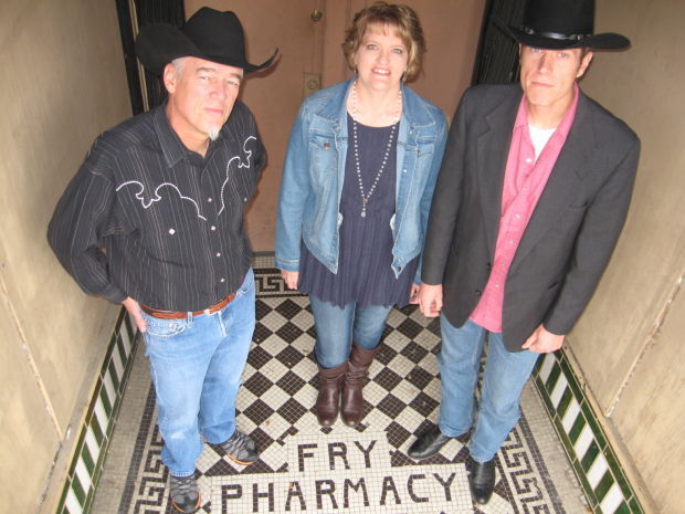 Steve Frame and his Western Rebels plays Casper shows