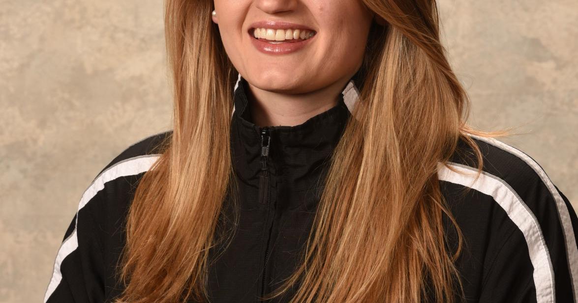 Cowgirls' Isobel Ryan wins 100 backstroke at MW Championships