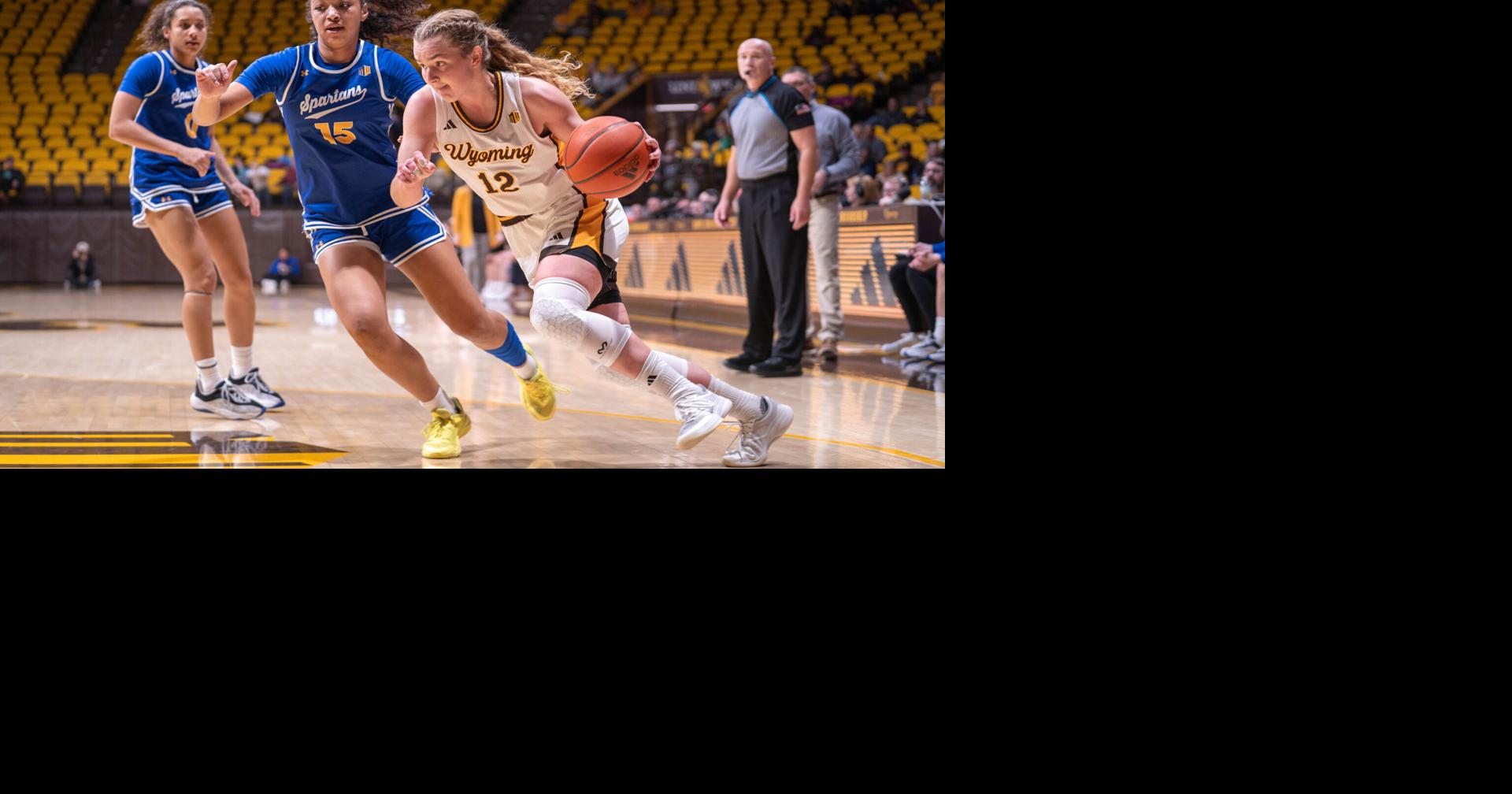 Sandvik's career night leads Cowgirls to romp in MW opener