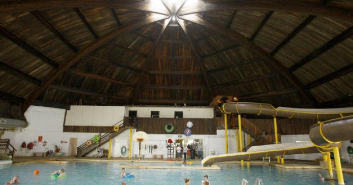 TePee Pools rally in Thermopolis draws over 125 people