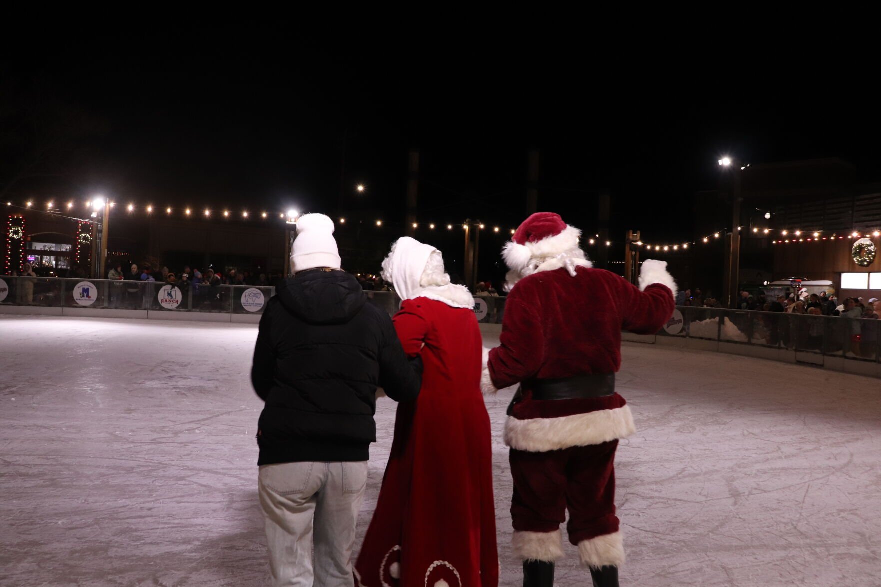 PHOTOS: David Street Station Christmas tree lighting