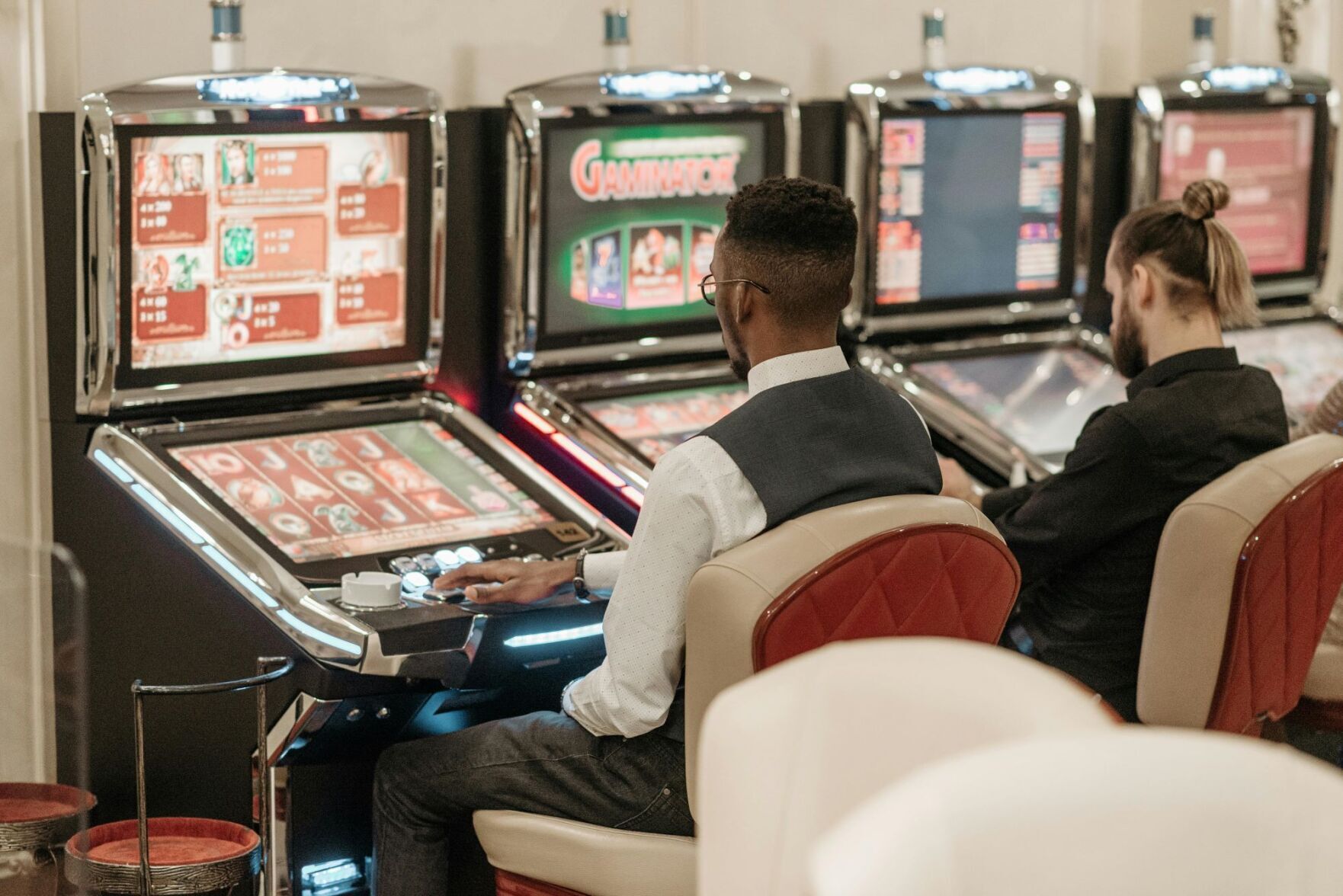 Factors to Consider When Comparing Online Sweepstakes Slots Games