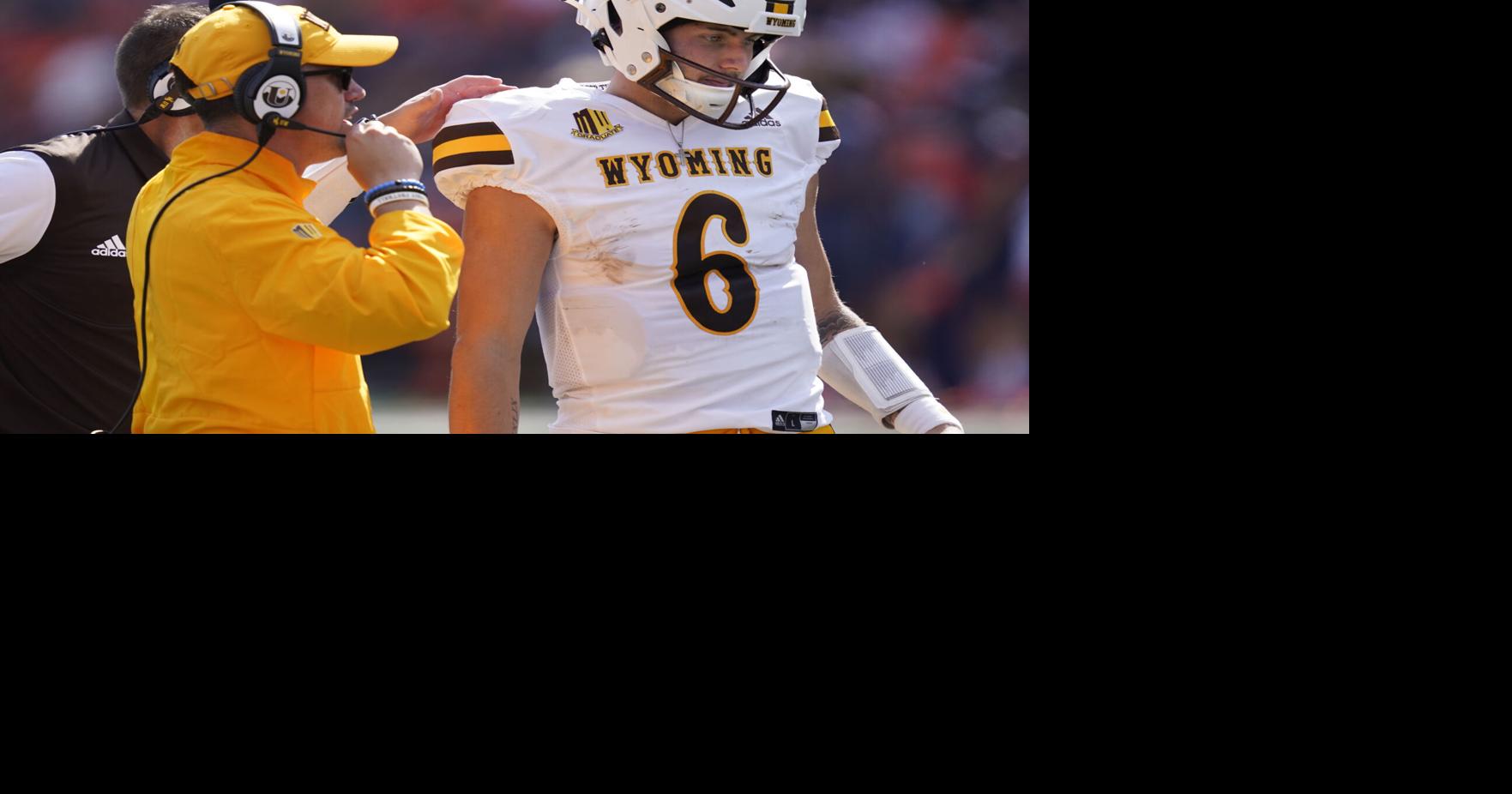 Wyoming Cowboys sticking with Andrew Peasley as starting QB vs. Tulsa ...