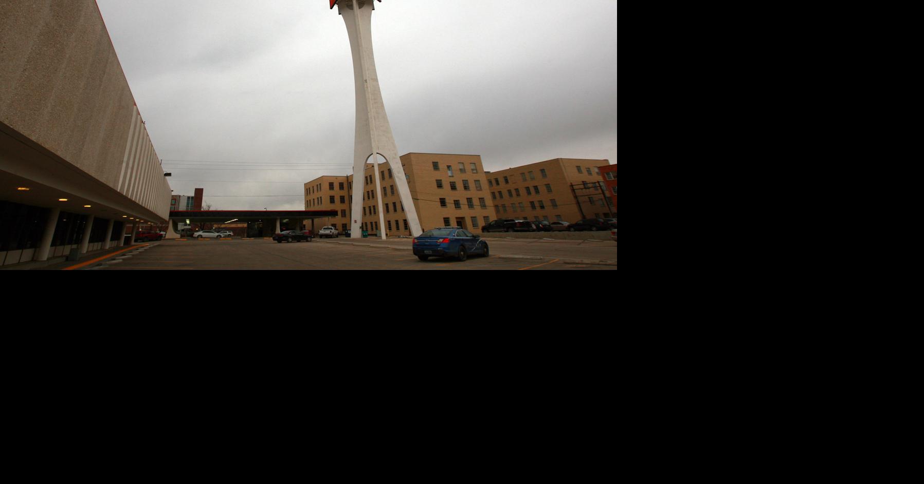 Change of heart: Wells Fargo tower to remain part of Casper skyline ...