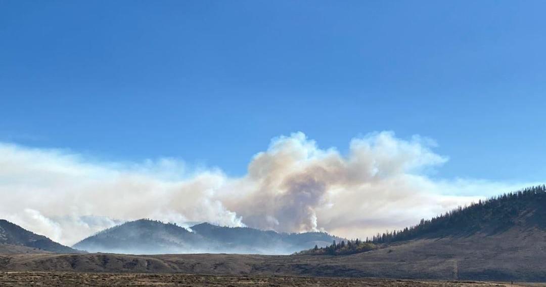 Crews change over to sustain battle against 'aggressive' Mullen fire ...