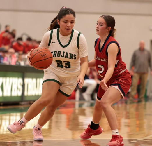 Kelly Walsh basketball teams look to add to winning streaks