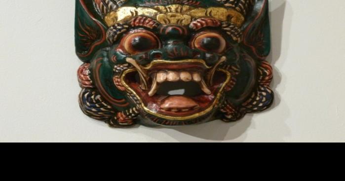 BUFFALO: Masks of the world