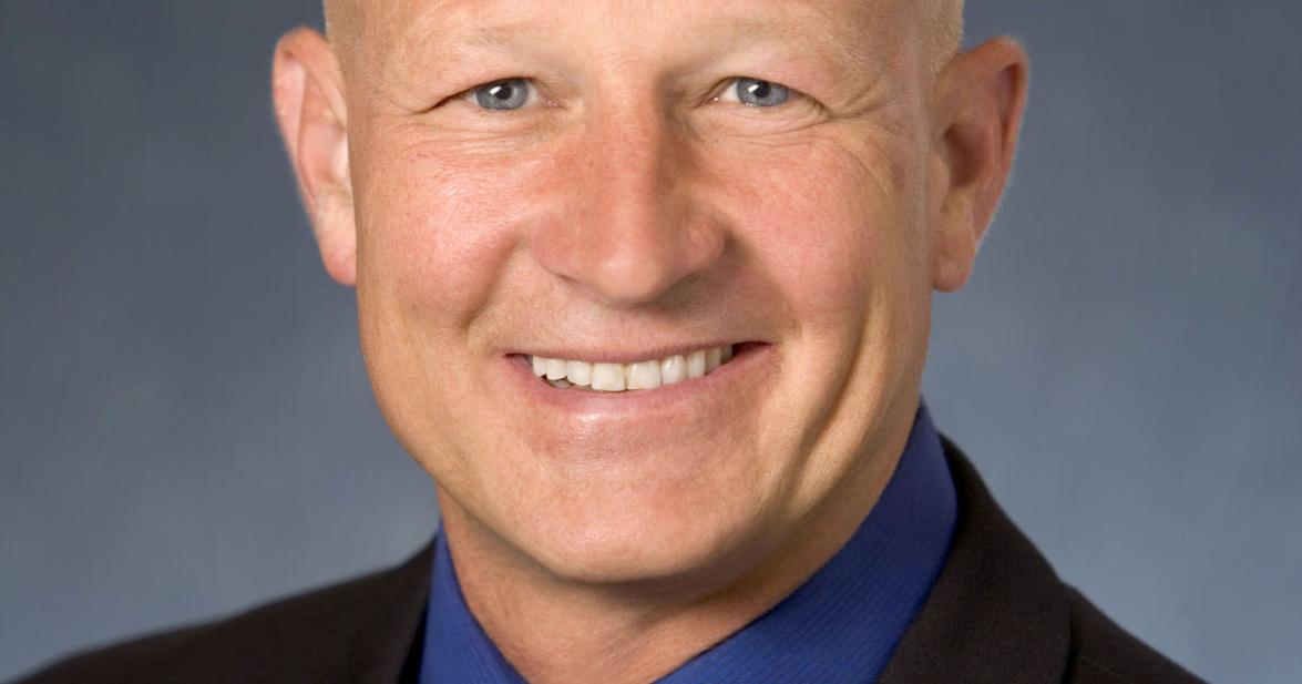 Report: Jacob Dickert to join Wyoming as safeties coach