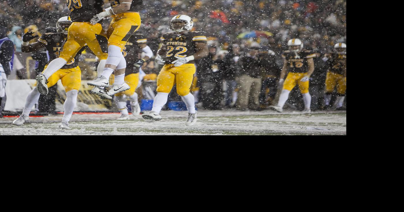 Three medically DQ'd housemates inspire Wyoming DE Garrett Crall