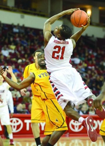 Offensive woes mount in Wyoming's second defeat