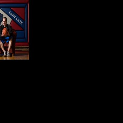 Douglas's Helenbolt follows in his father's championship footsteps