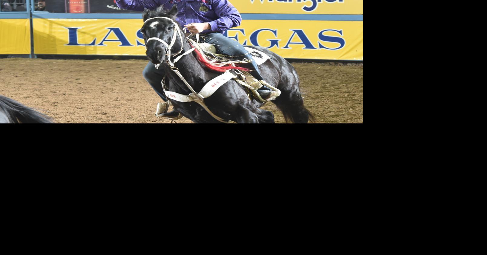 Former Gillette College bulldogger Chason Floyd wins round at National ...