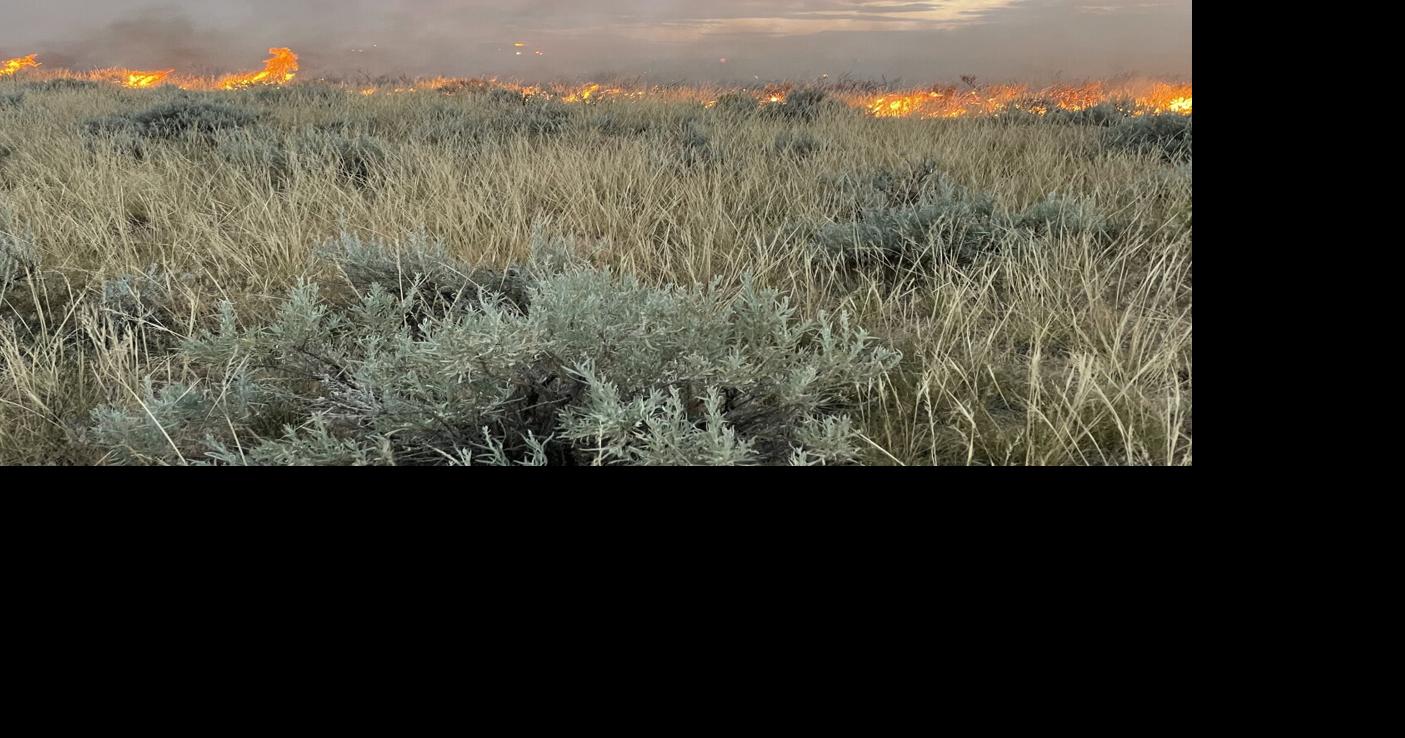 Crews contain 200-acre fire in rural Natrona County