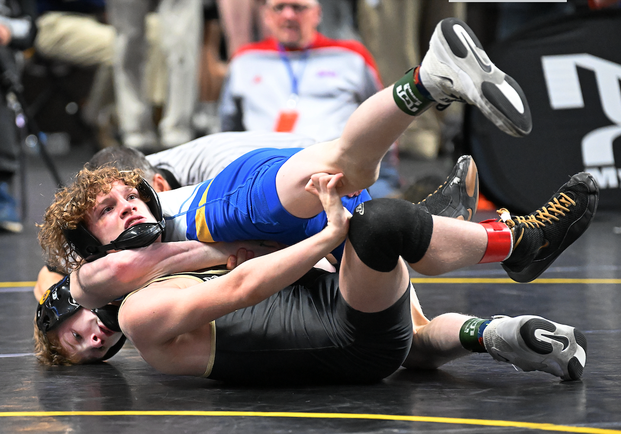 Bishop McCort rolls to Laurel Highlands Athletic Conference wrestling ...