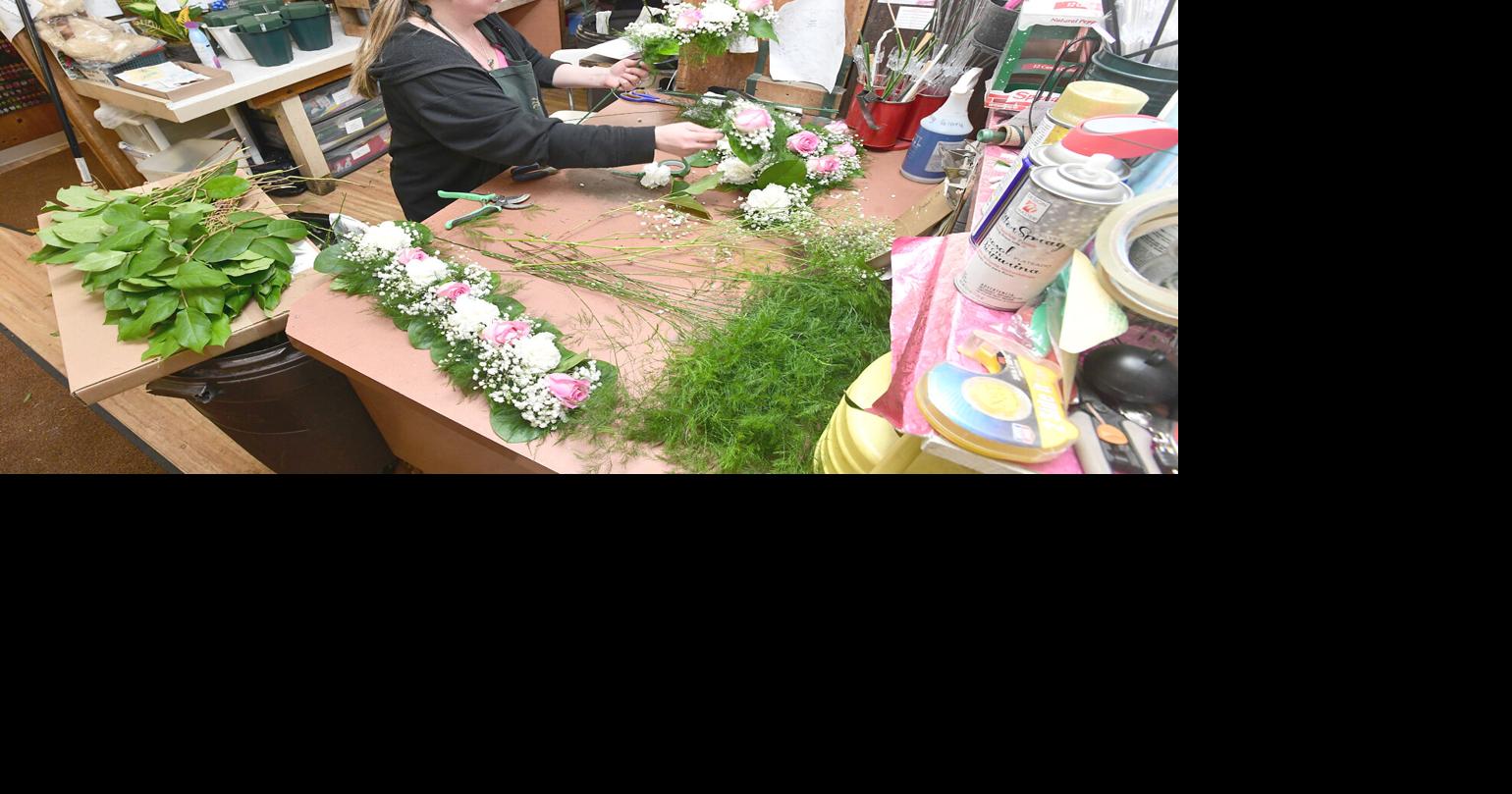 Growing concerns: Florists, greenhouse operators adjust to pandemic ...