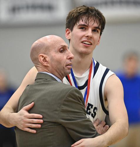 Cosie Aliquo, Max Oravec | | tribdem.com