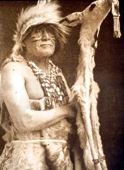 SAMA-Loretto exhibition highlights early native American photographs ...