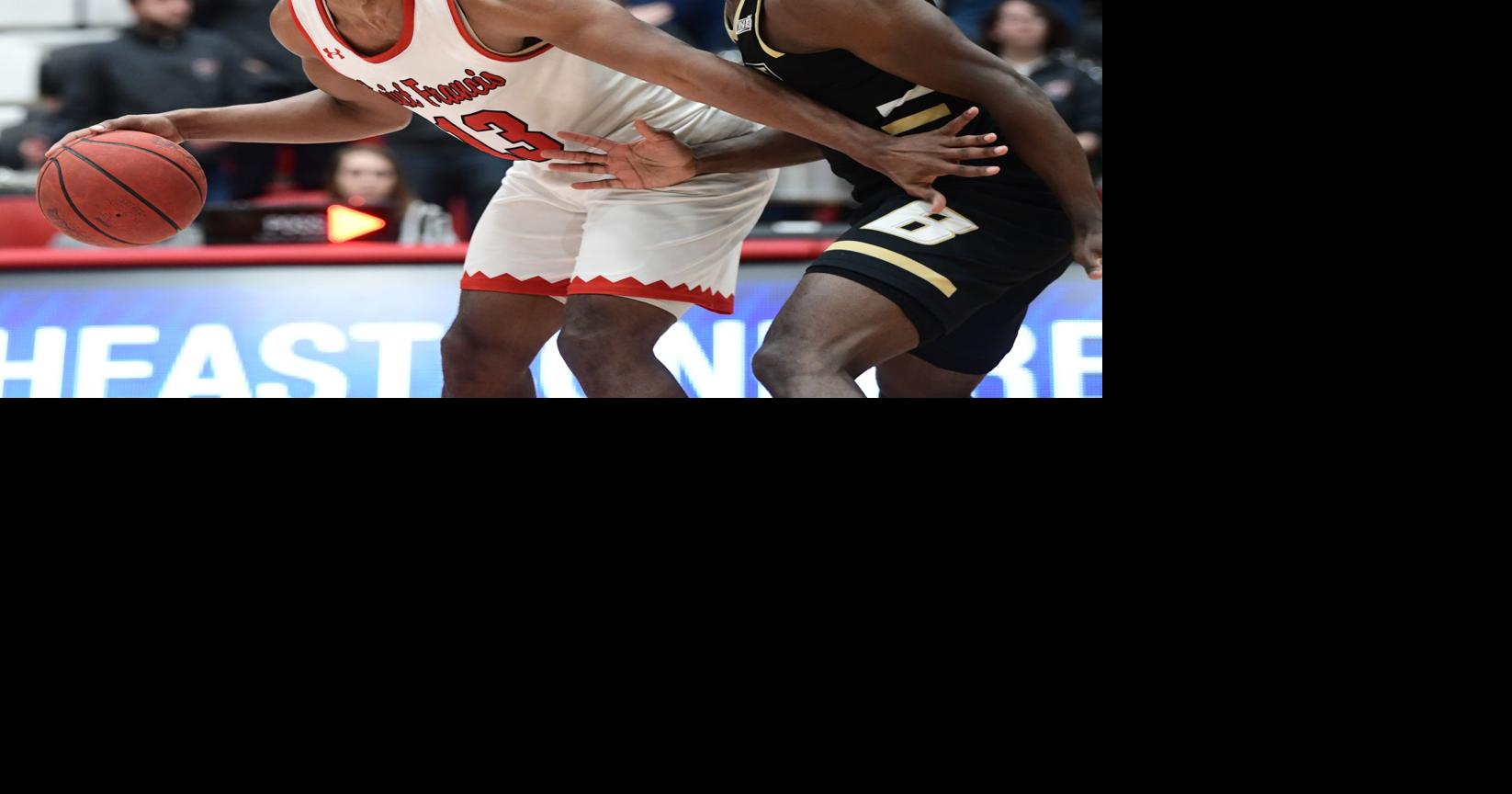 WATCH VIDEO | Former St. Francis guard Braxton signs contract to play ...
