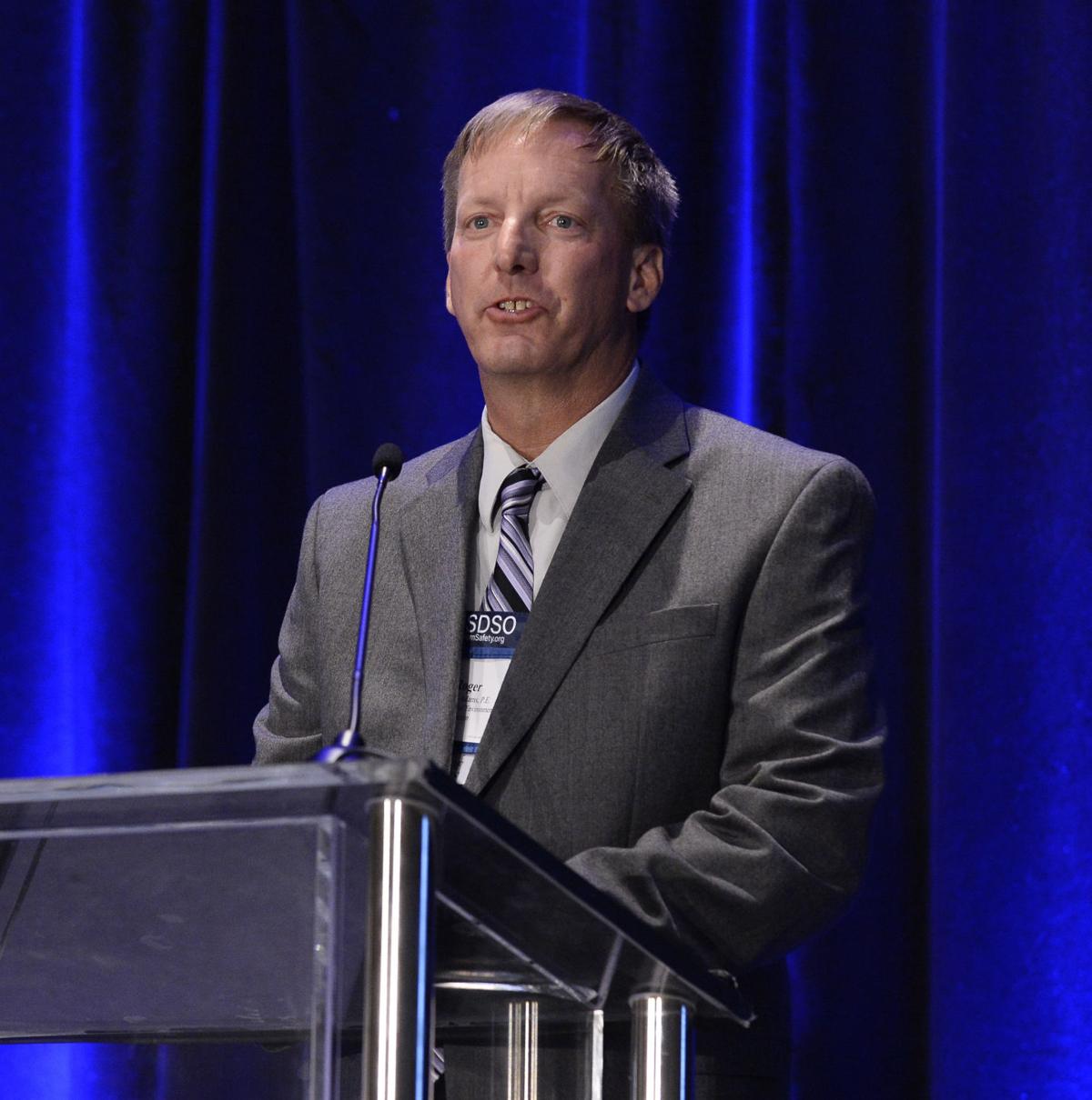 Roger Adams | Gallery | tribdem.com