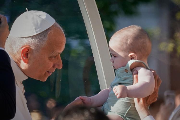Pope Leo XIV draws 1.2 million to Mass and challenges Europe to ...