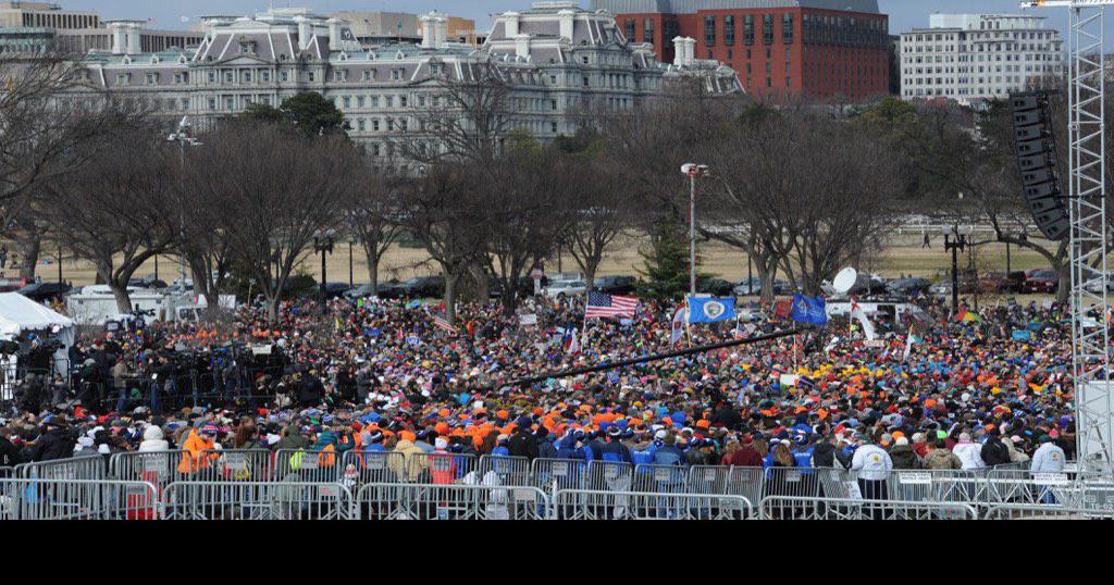March For Life | Pence addresses massive crowd, calls for 'generosity ...