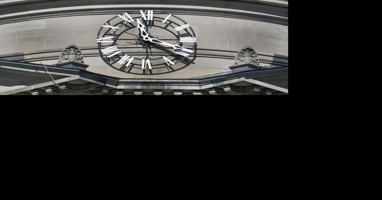 Somerset Courthouse Clocks | Gallery | tribdem.com
