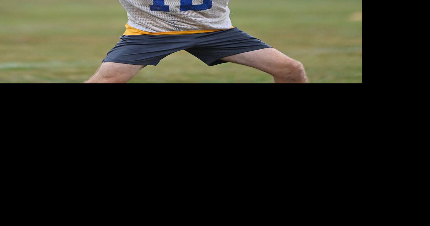 PHOTO GALLERY | Football Camp: Chestnut Ridge Lions | | tribdem.com