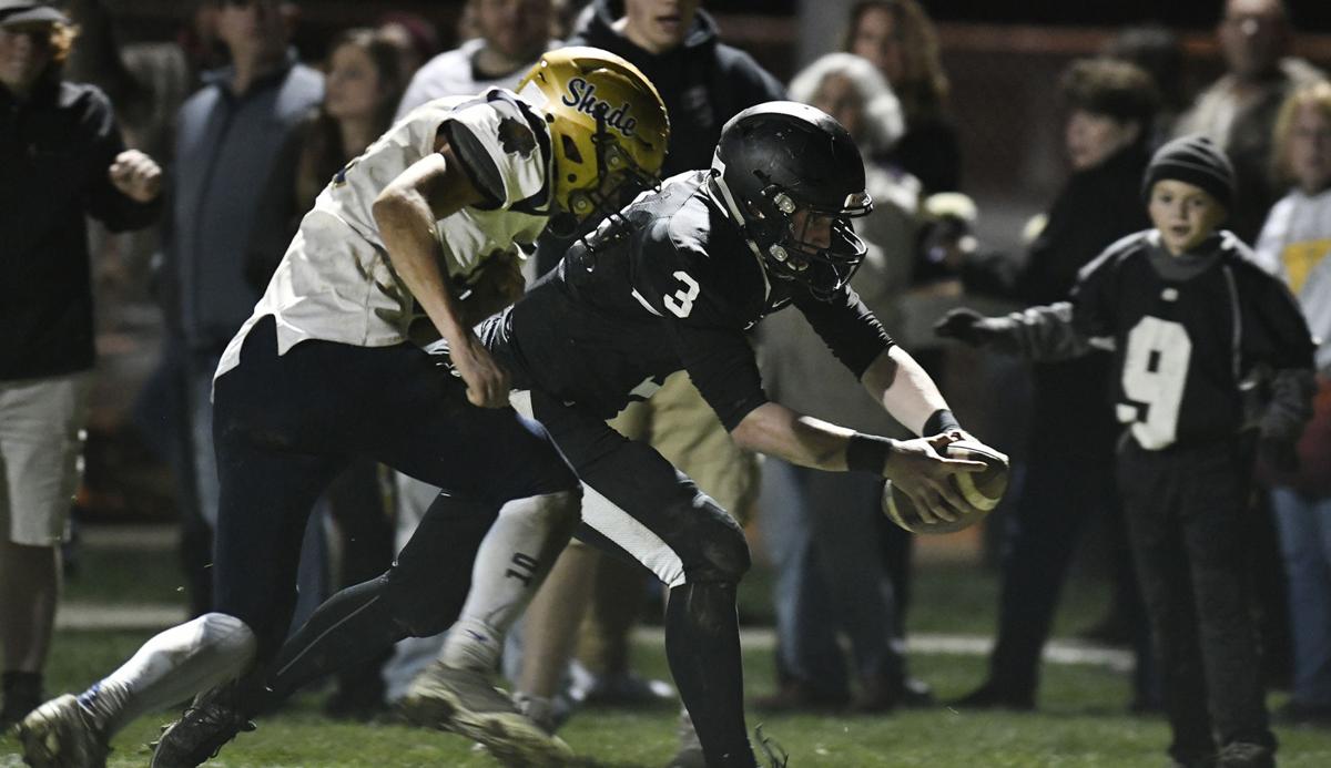 Shade vs. Homer Center in crossover game | Gallery | tribdem.com