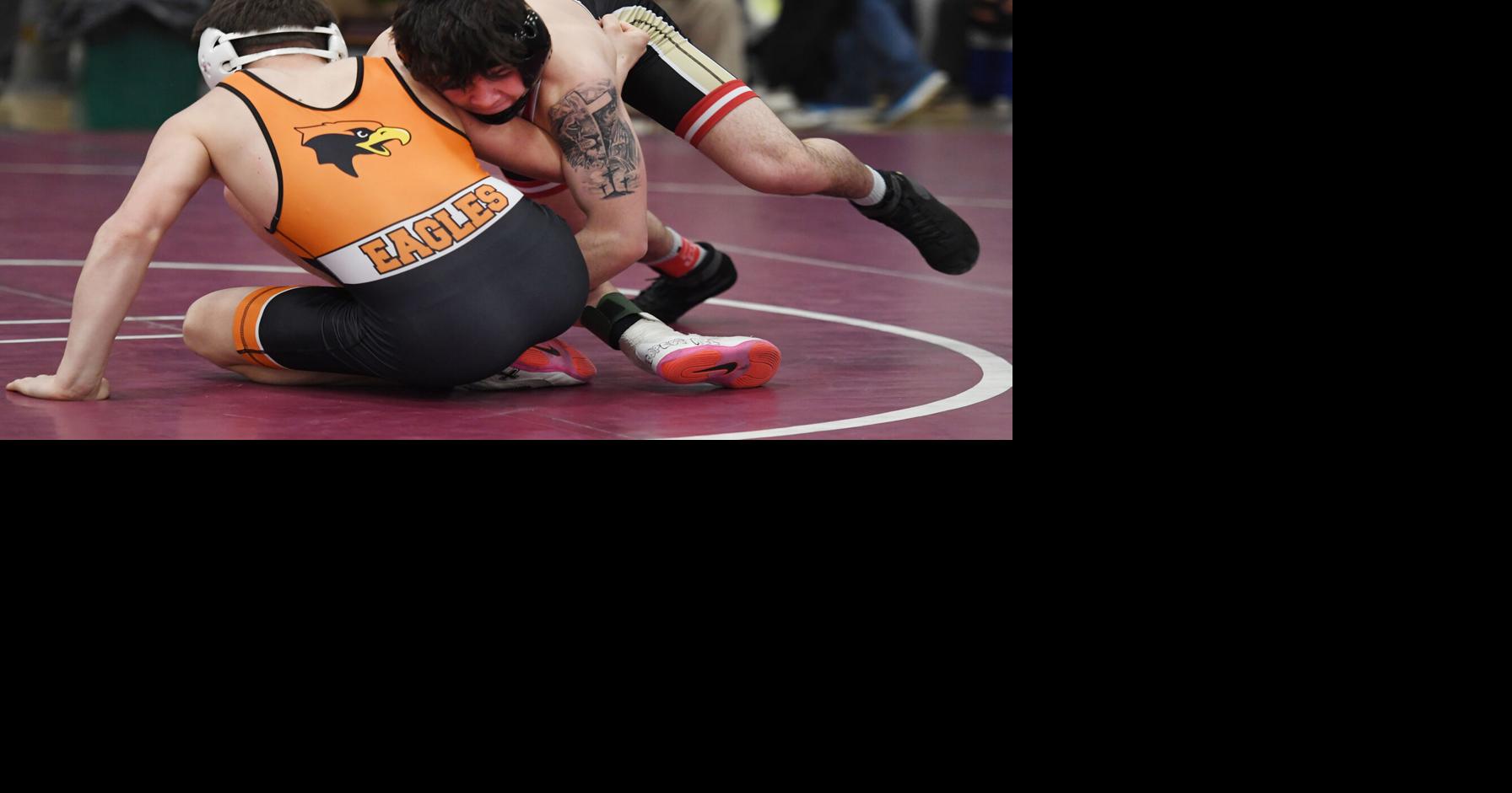 Bishop McCort's Bo Bassett to face former NCAA champ Darrion Caldwell ...