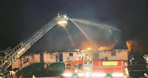 Fire destroys landmark Anchor Inn | Local News | tribdem.com