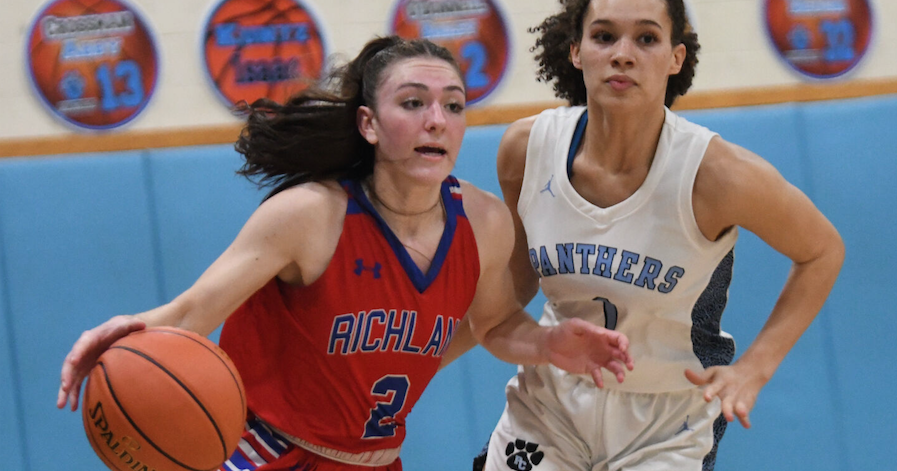 Female Spotlight Athlete of the Week | Isabella Burke | Sports ...