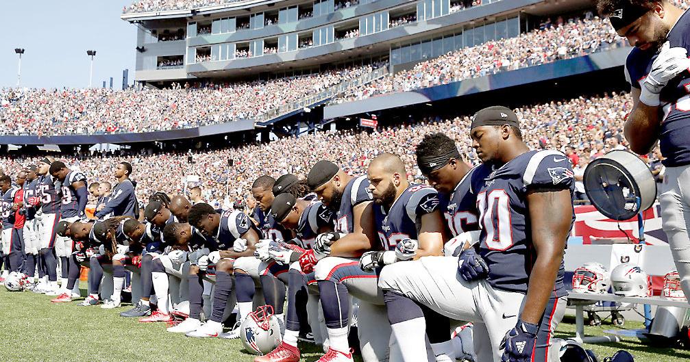 Today in History: September 24, Protesting NFL players take a knee ...