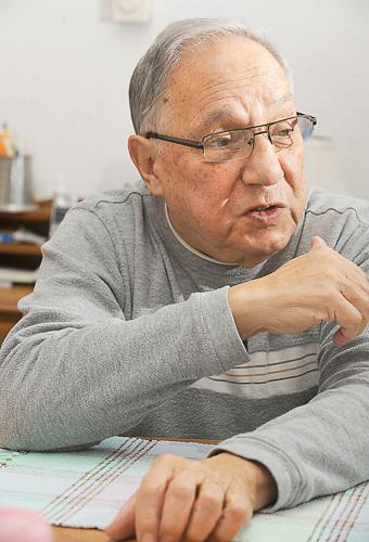 BRIEF FAMILY HISTORIES | Robert Duca | Archives | tribdem.com