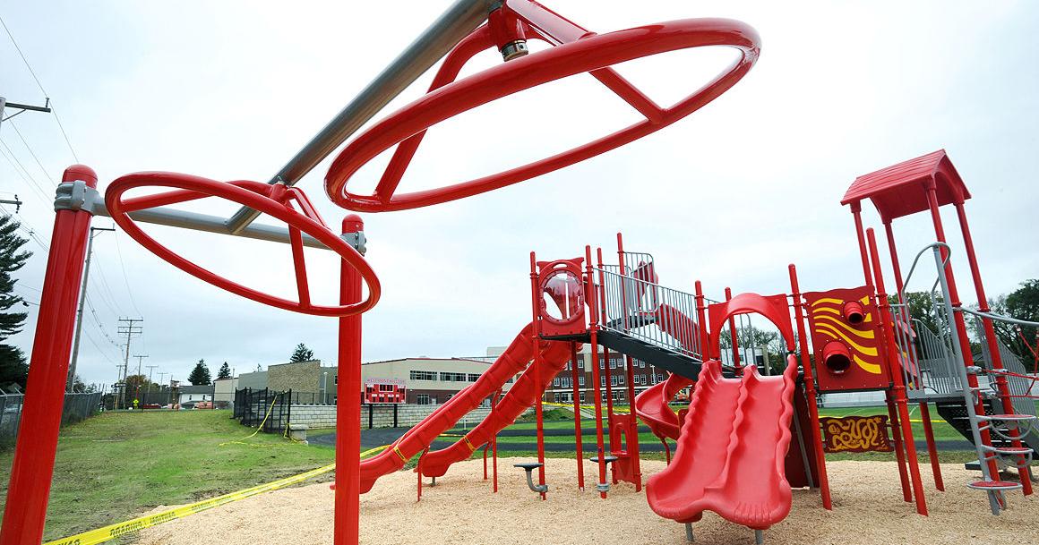 Westmont Hilltop parents urge others to weigh in on recess at school ...