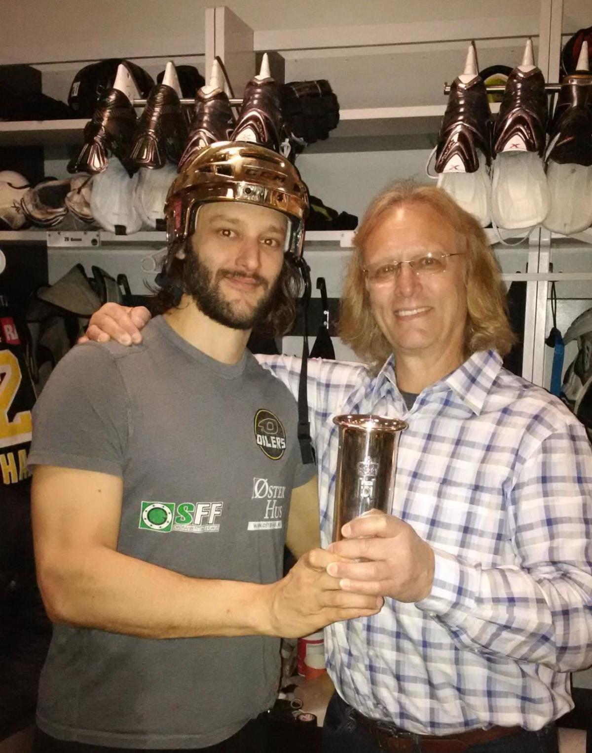 Small world: Hockeyville reunites Notre Dame teammates, rekindles ‘Slap ...