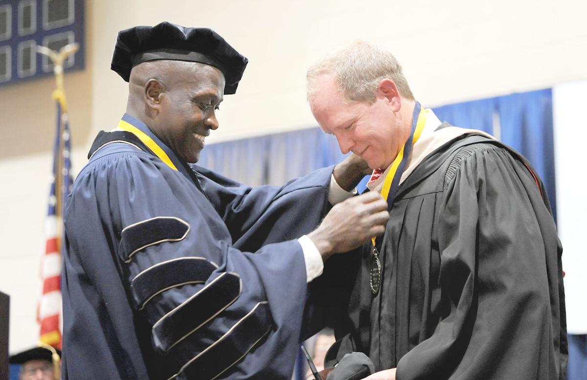 ‘Anything is possible,’ UPJ alumnus tells students at orientation ...