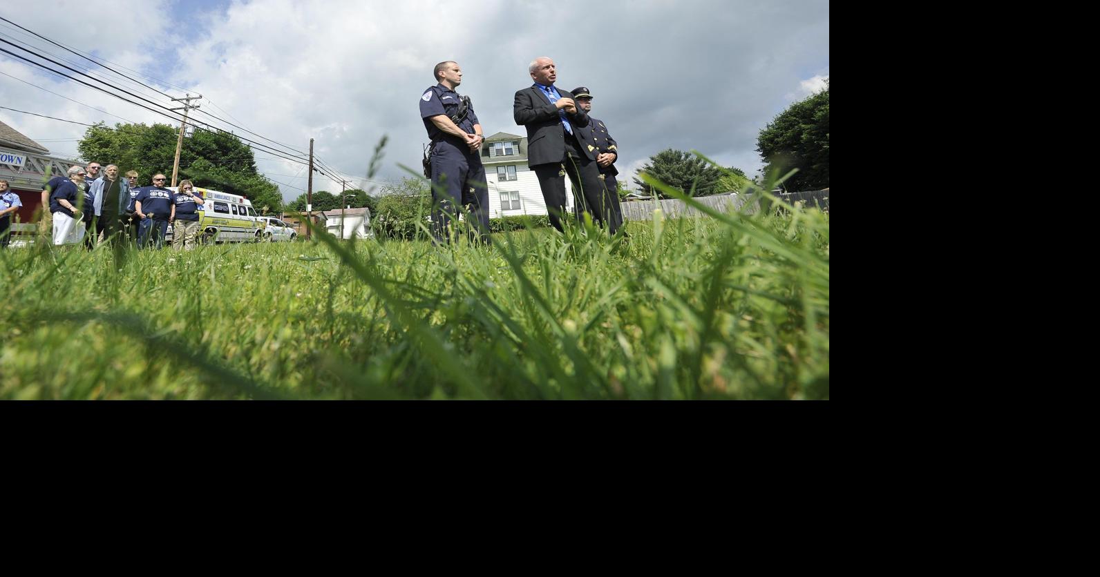 Group unveils plans for park to honor fallen paramedic and fire, police ...