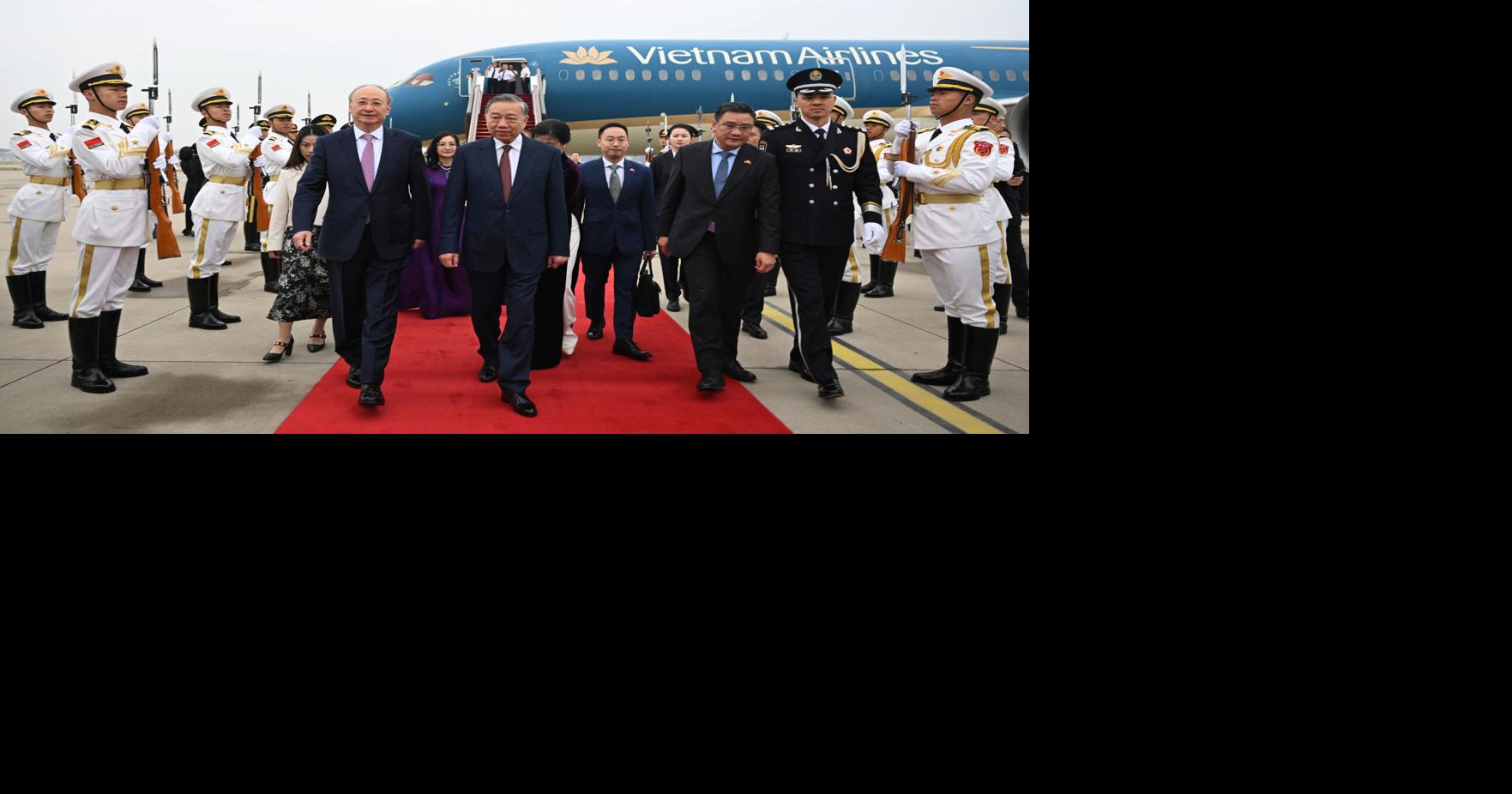 Vietnam’s new leader meets China’s Xi on his first overseas trip ...