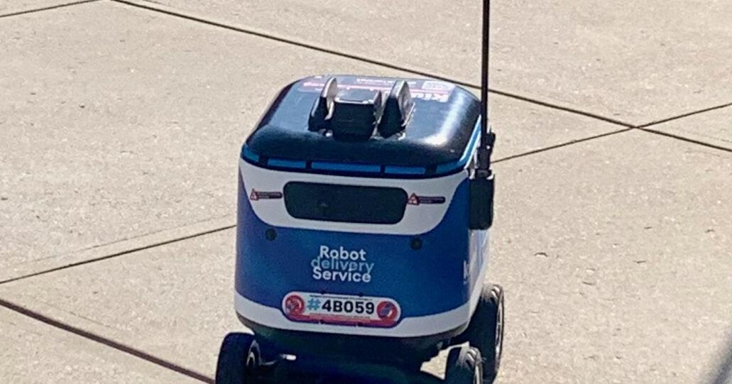 Kiwibot robots soon to make food deliveries on ISU campus | Local News ...
