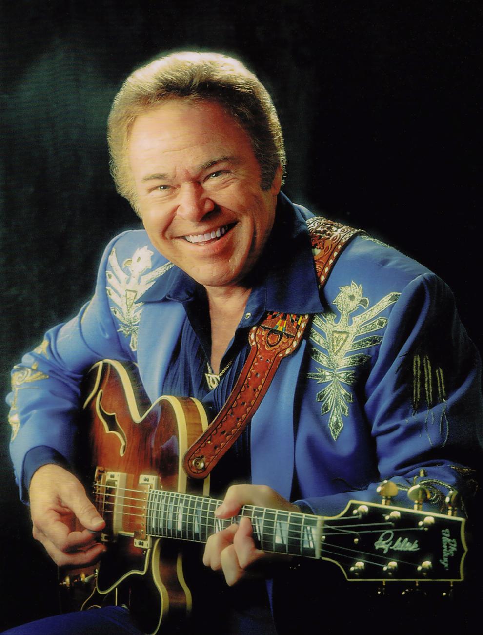 Roy Clark, country guitar virtuoso, 'Hee Haw' star, has died | News ...