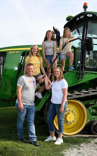 MET 072123 FARMER SCHAFER FAMILY | | tribstar.com